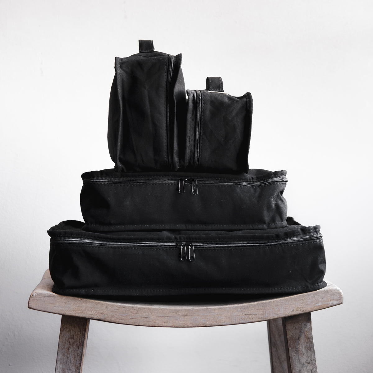 Northern Olive Organic Cotton Packing Cubes - 4 Pack, Black.